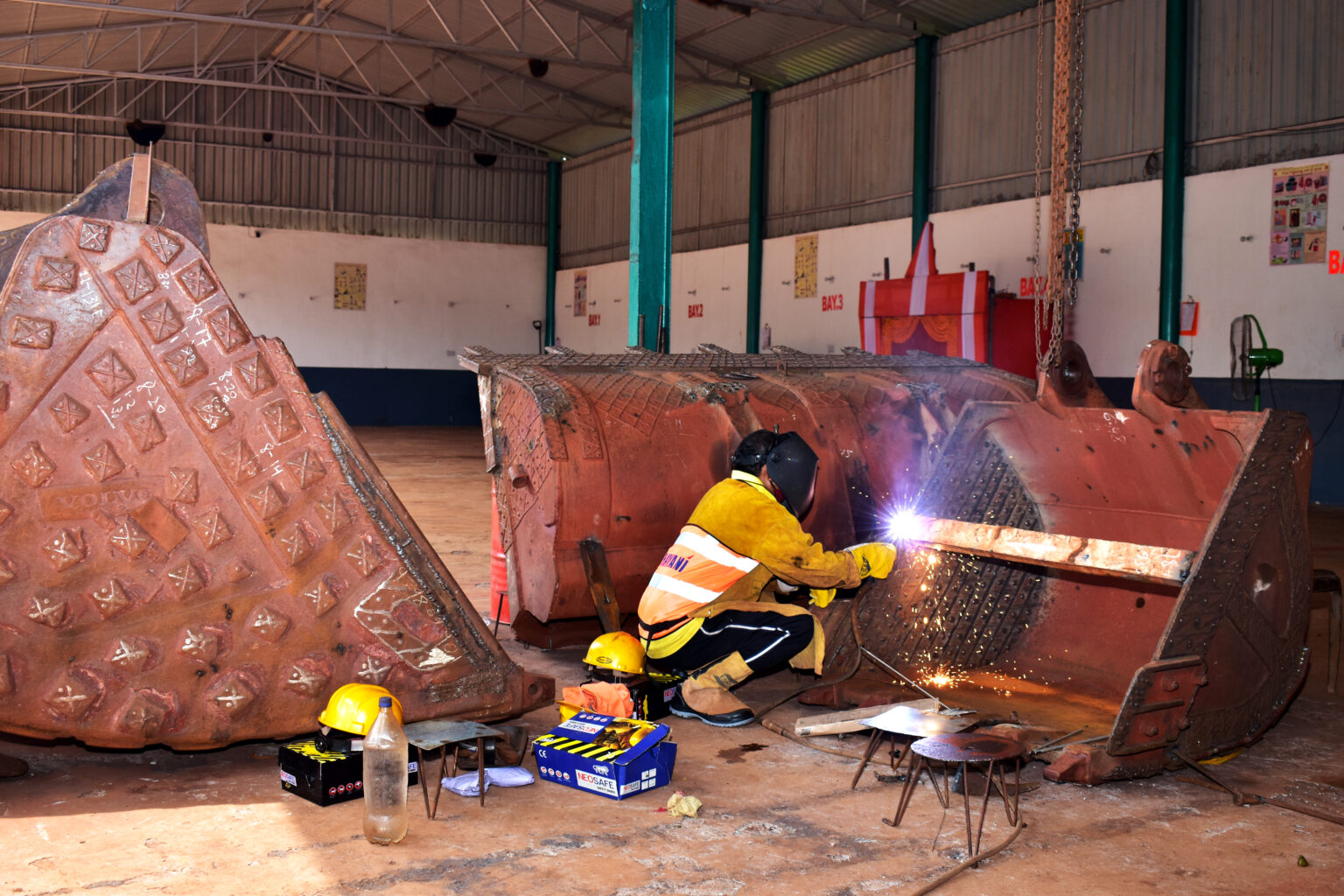 Heavy Duty, Underground Mining Equipment Repair & Crusher Machine in ...